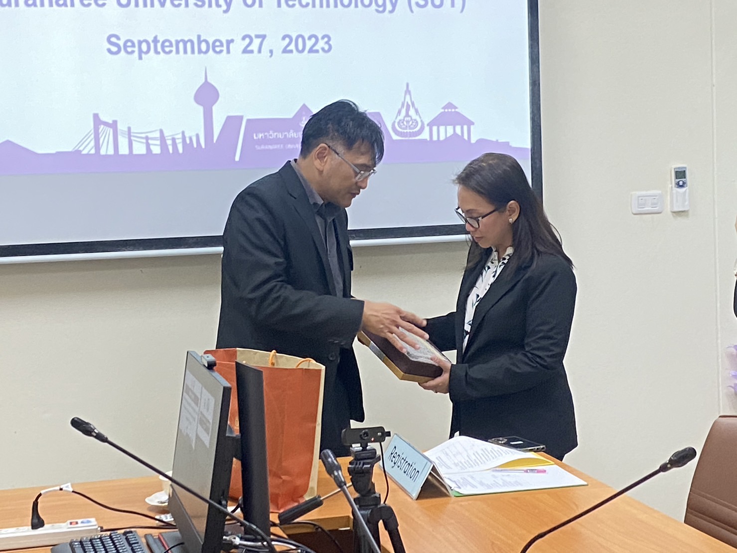 ยินดีต้อนรับคณะศึกษาดูงานจาก St. Anne College Lucena, Inc., The ...
