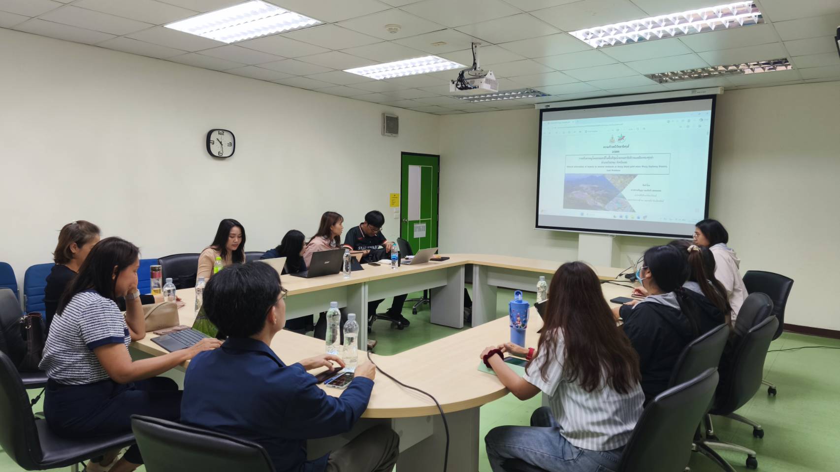 กิจกรรมนำเสนอความก้าวหน้าวิทยานิพนธ์ ประจำปีการศึกษา 2/2568 - สาขาวิชา ...